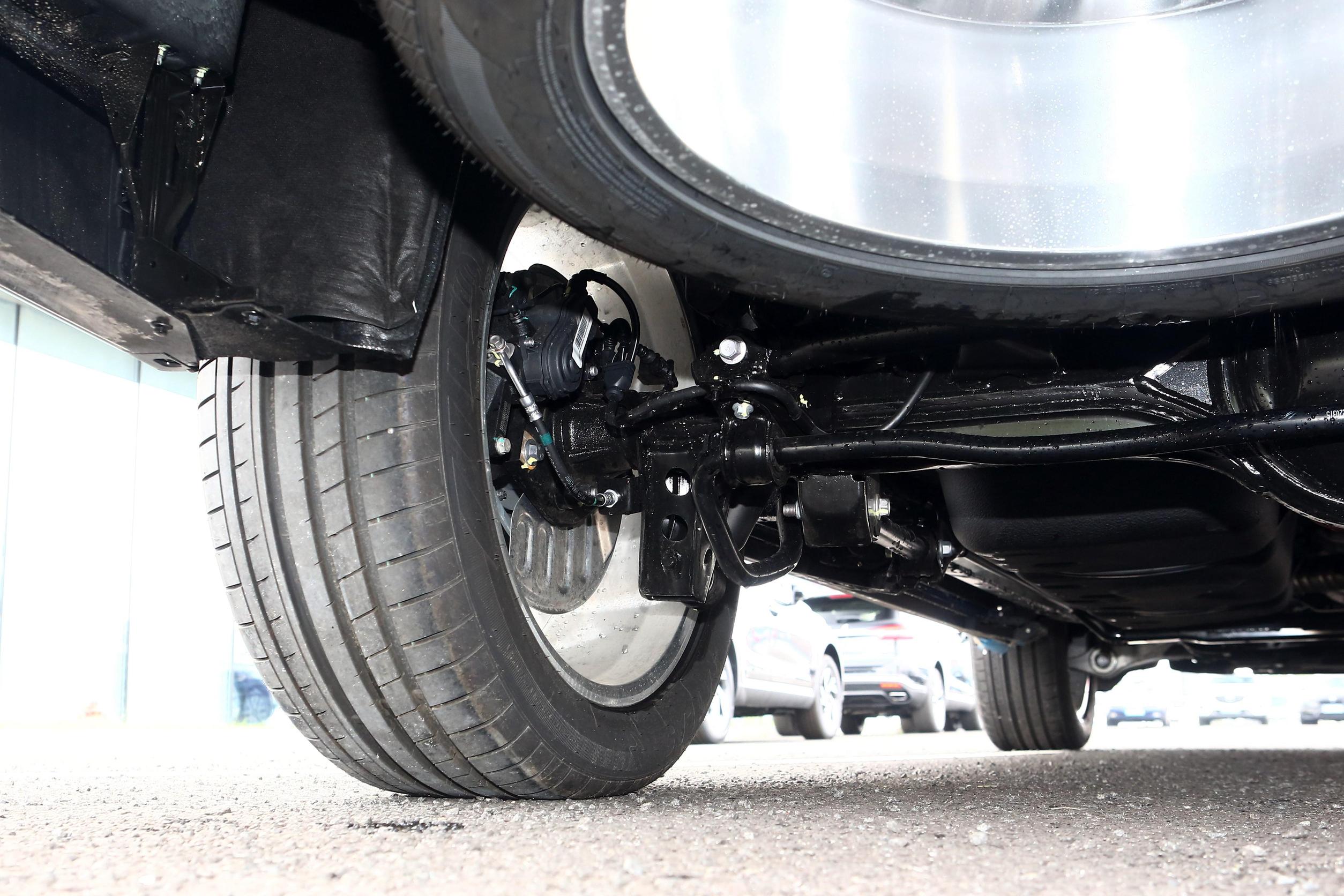 红旗LS7 2022款 4.0T 4座尊爵旗舰版图片_红旗_25/54张图片_汽车外观图库_懂车帝