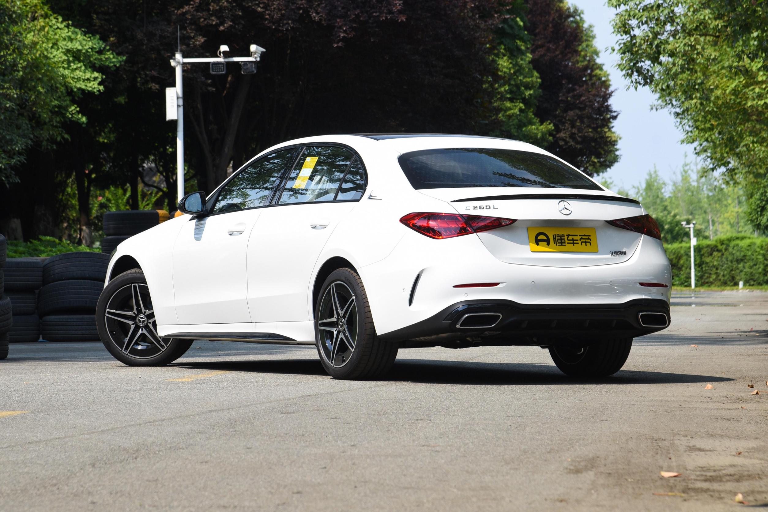 奔驰C级 2023款 二次改款 C 260 L 皓夜运动版图片_奔驰_10/50张图片_汽车外观图库_懂车帝