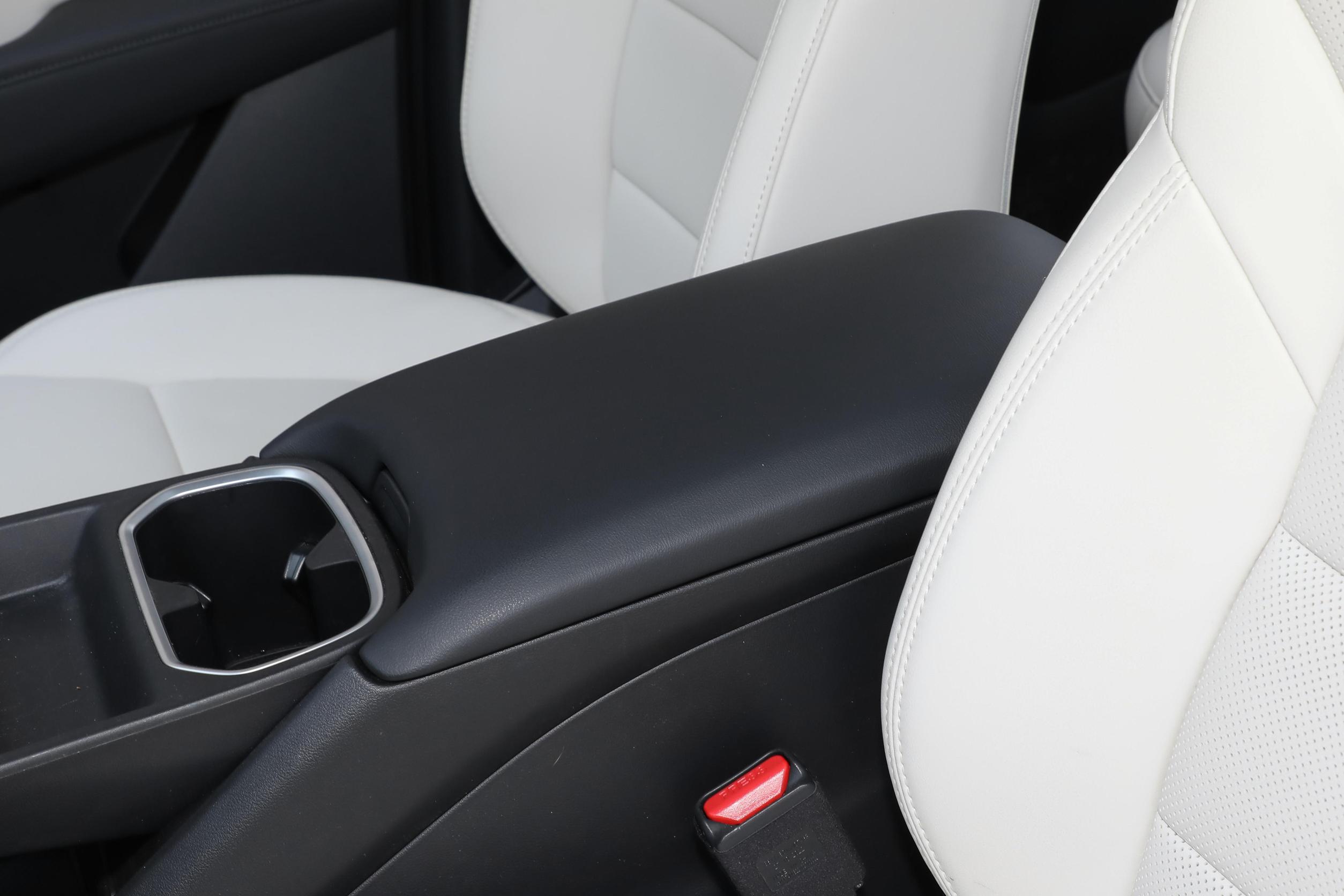 哈弗枭龙MAX 2023款 1.5L Hi4 105 四驱智能旗舰版图片_哈弗_5/190张图片_汽车空间图库_懂车帝