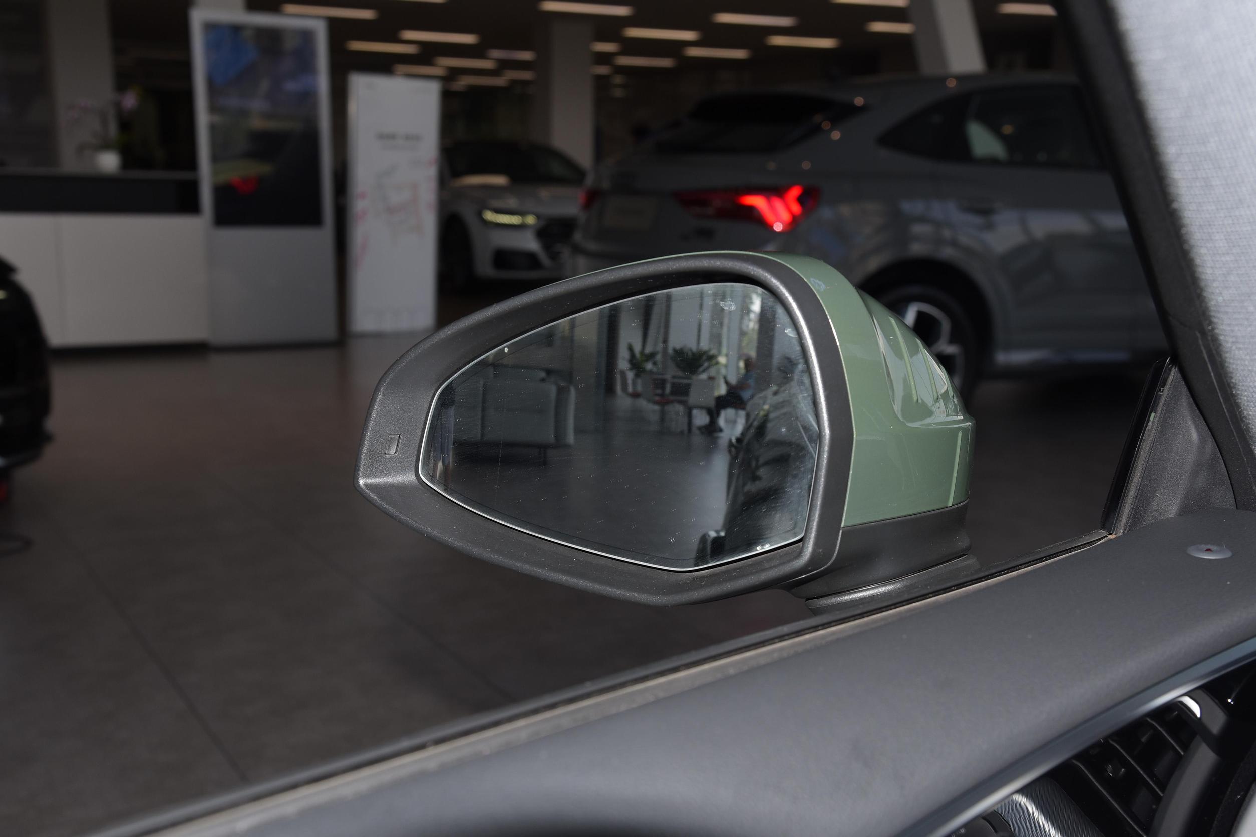 奥迪A5 2024款 Sportback 40 TFSI 时尚动感型图片_奥迪_10/243张图片_汽车外观图库_懂车帝