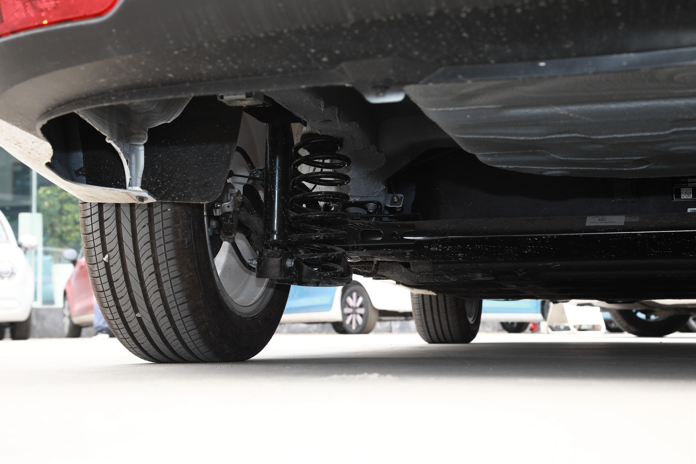 奔腾B30 EV 2019款 EV400图片_奔腾_4/51张图片_汽车外观图库_懂车帝