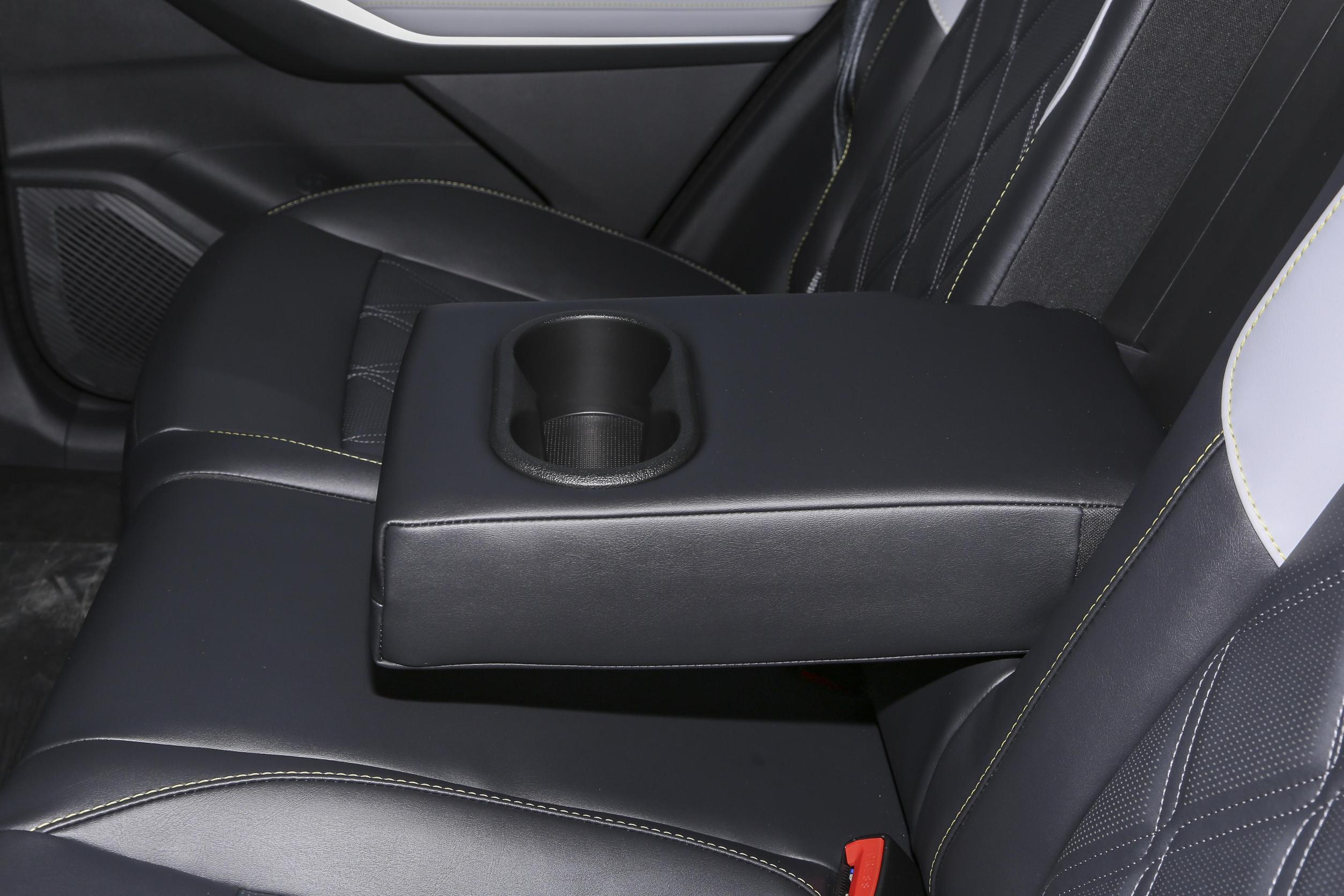 长安CS75 PLUS 智电iDD 2023款 智电iDD 1.5T 150km智领型图片_长安_3/104张图片_汽车空间图库_懂车帝