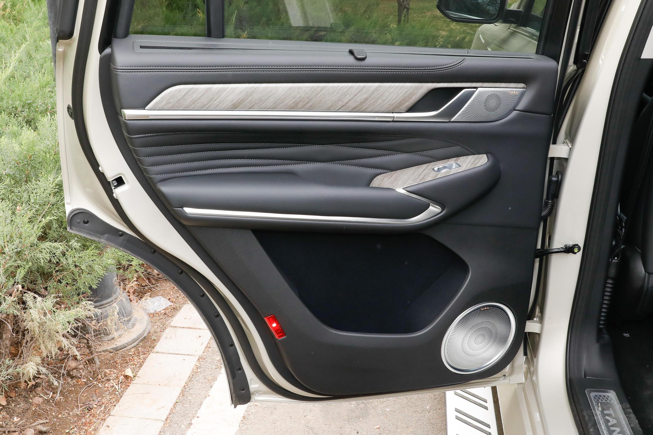 坦克500 Hi4-T 2023款 2.0T Hi4-T图片_坦克_66/116张图片_汽车空间图库_懂车帝