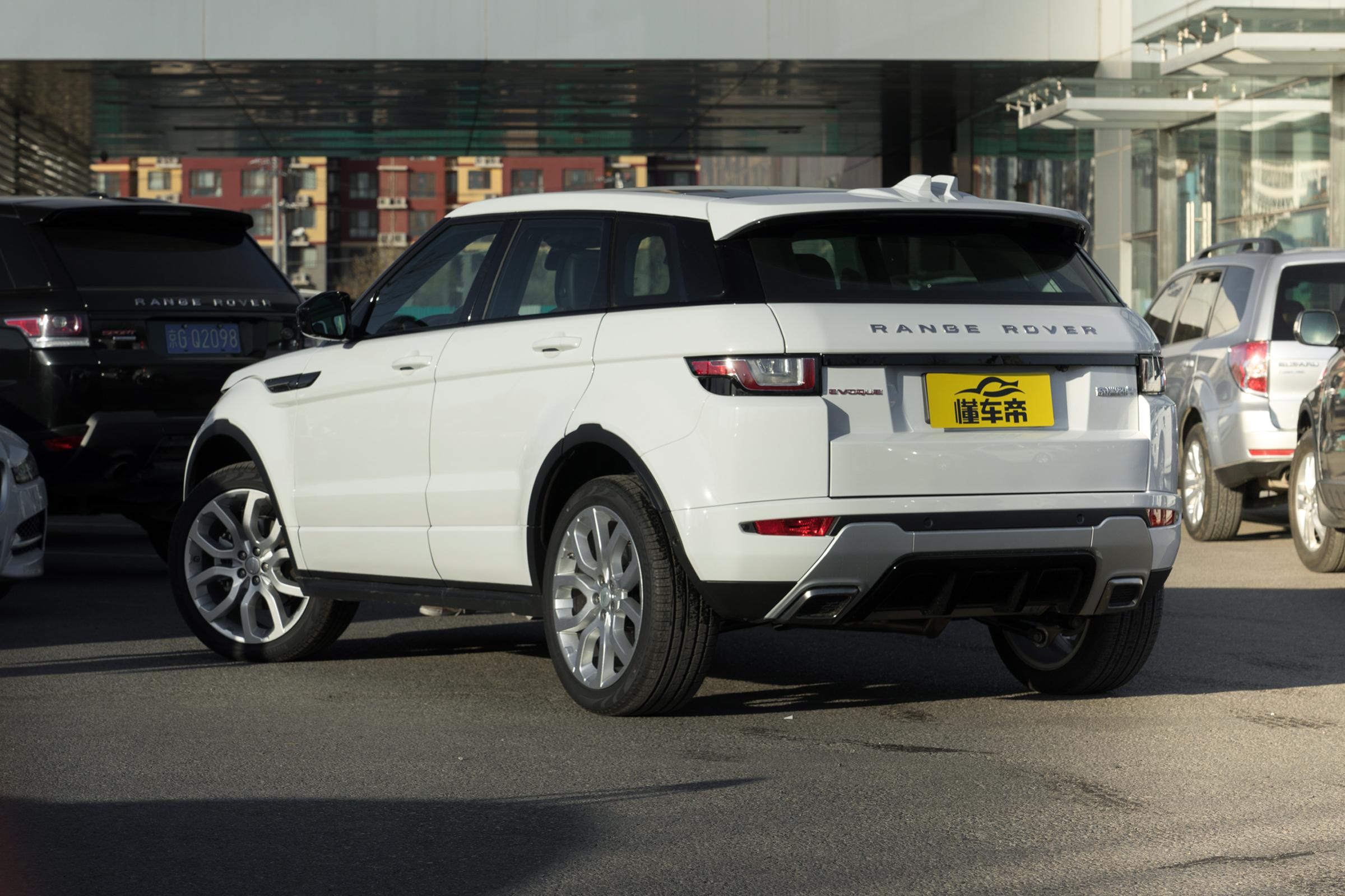 揽胜极光 2018款 240PS SE DYNAMIC 智锐版图片_路虎_3/42张图片_汽车外观图库_懂车帝