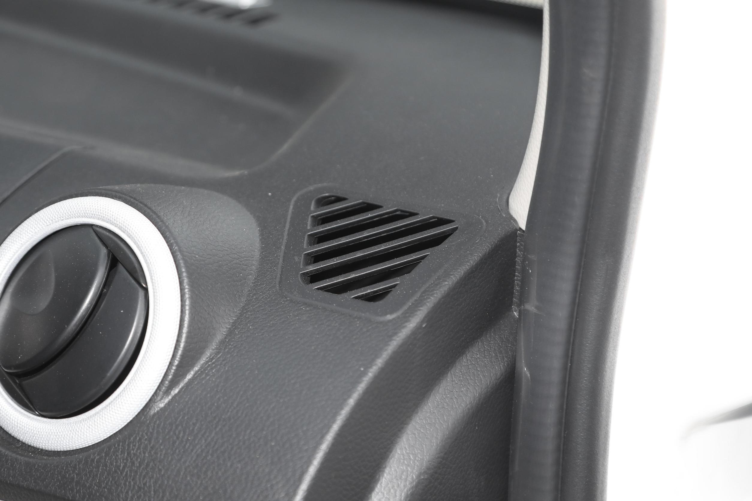 瑞驰EC35 2022款 EC35 II 标准版38.64kWh图片_瑞驰_2/29张图片_汽车内饰图库_懂车帝