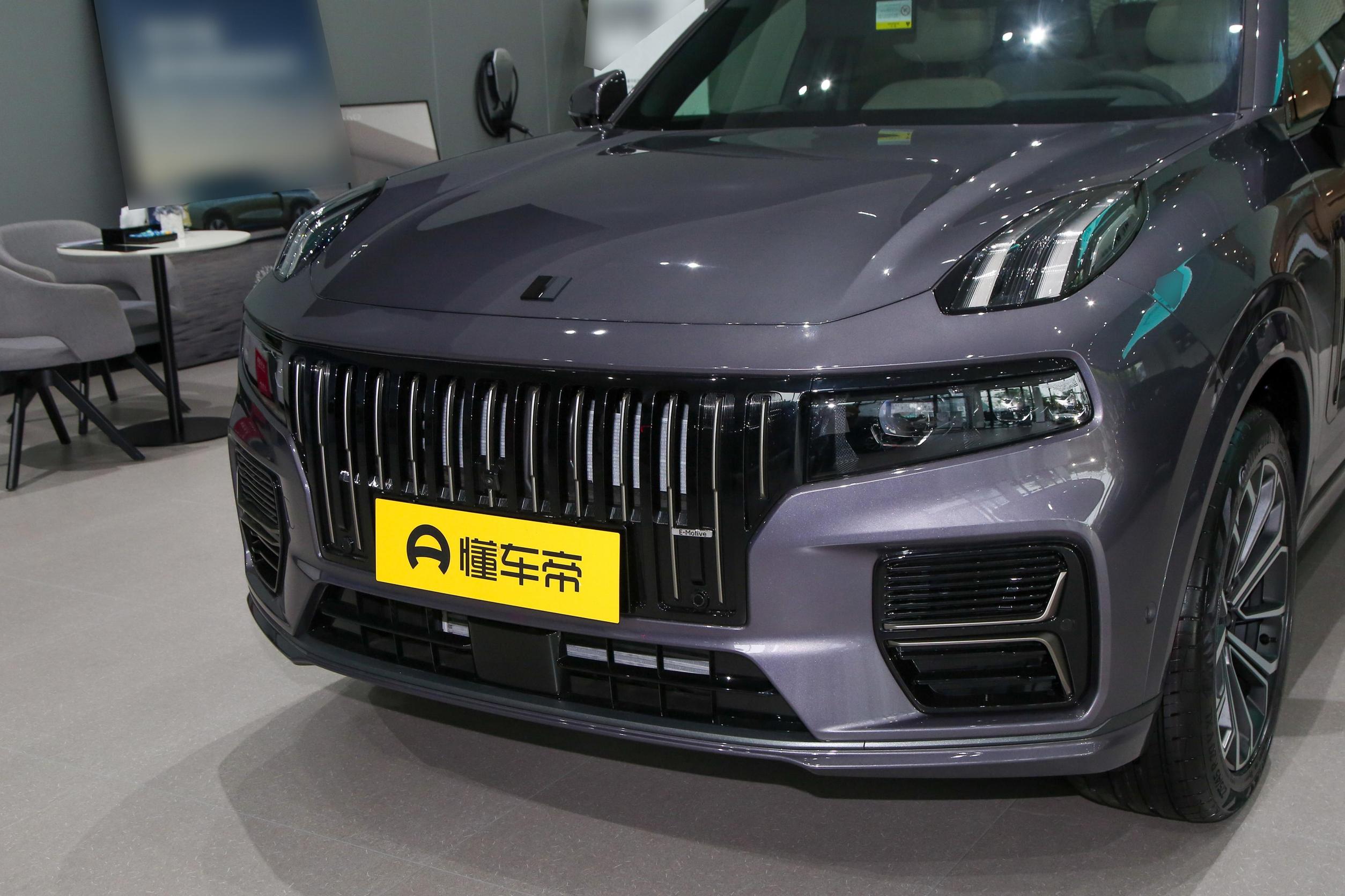 领克09 EM-P 2024款 2.0TD 六座HALO图片_领克_3/218张图片_汽车外观图库_懂车帝