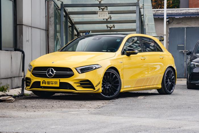 奔驰A级AMG(进口)2023款 AMG A 35 4MATIC 灿日特别版_奔驰A级AMG(进口)_懂车帝