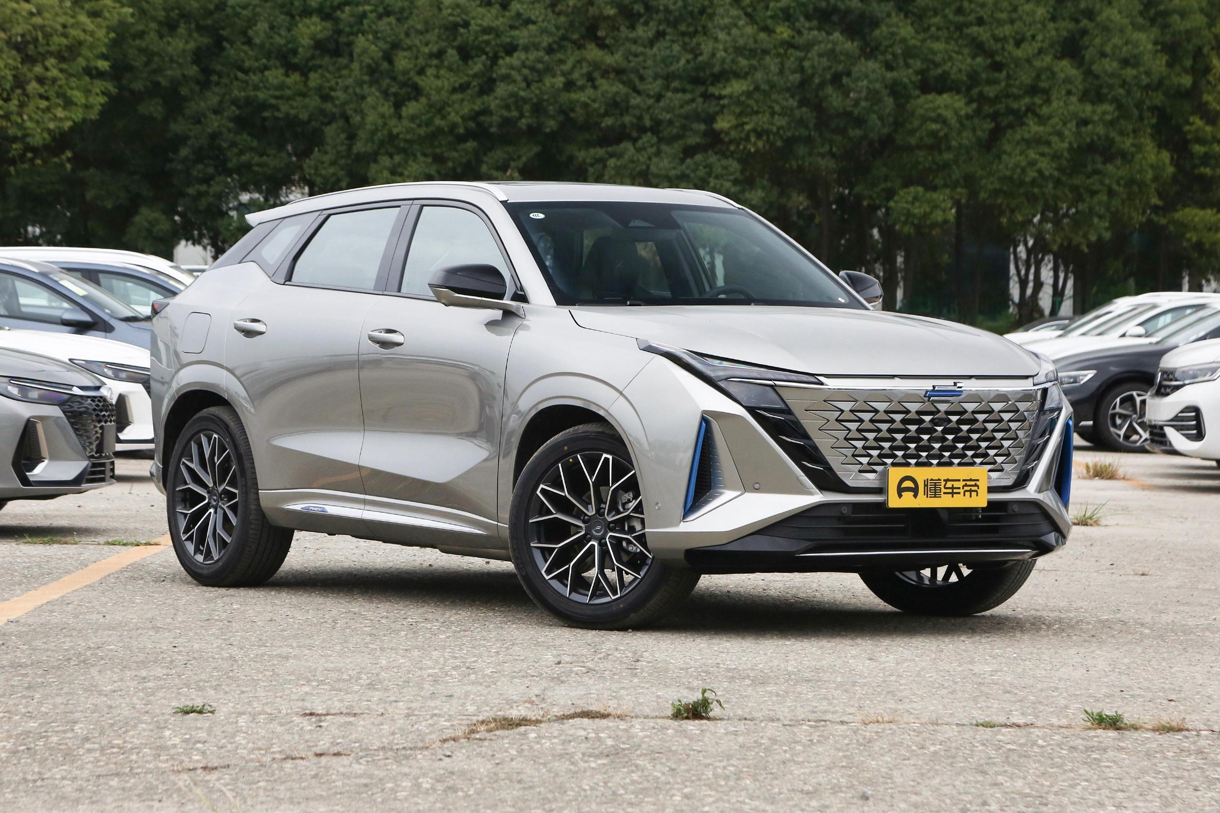 长安欧尚Z6 iDD新能源 2023款 智电iDD 150KM旗舰PLUS智慧泊车版图片_长安欧尚_5/66张图片_汽车外观图库_懂车帝