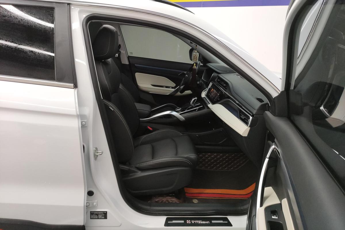 二手博越 2022款博越X 1.8TD DCT智慧型_6.88万_2年5个月_博越二手车_懂车帝