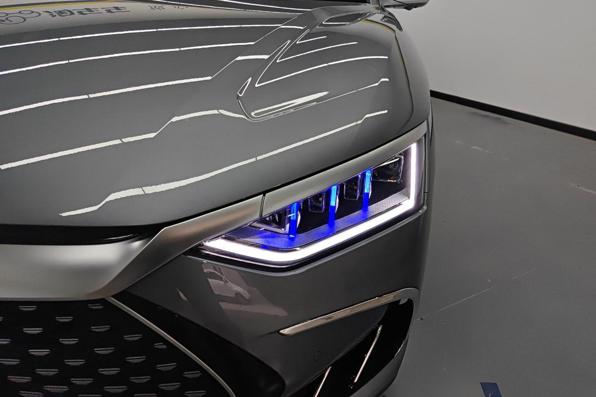 二手汉DM 2022款DM-i 121KM尊贵型_11.18万_2年8个月_汉DM二手车_懂车帝