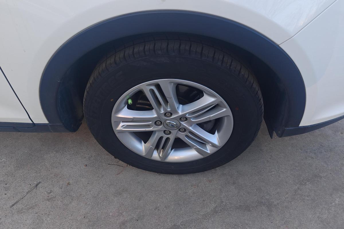 二手传祺GS5 2014款2.0L 自动两驱周年增值版_1.80万_10年9个月_传祺GS5二手车_懂车帝