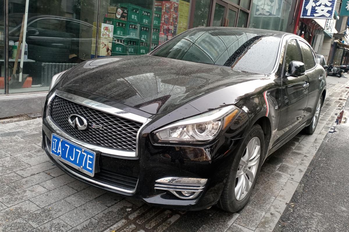 二手英菲尼迪Q70 2015款Q70L 2.5L 精英版_7.88万_9年4个月_英菲尼迪Q70二手车_懂车帝