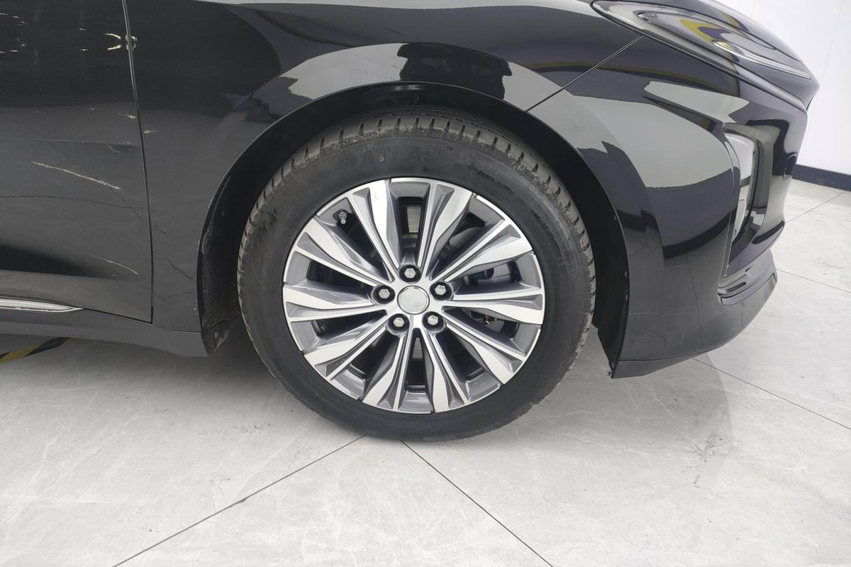 二手红旗E-QM5 2022款充电 431km乐享版 5座_7.18万_2年1个月_红旗E-QM5二手车_懂车帝