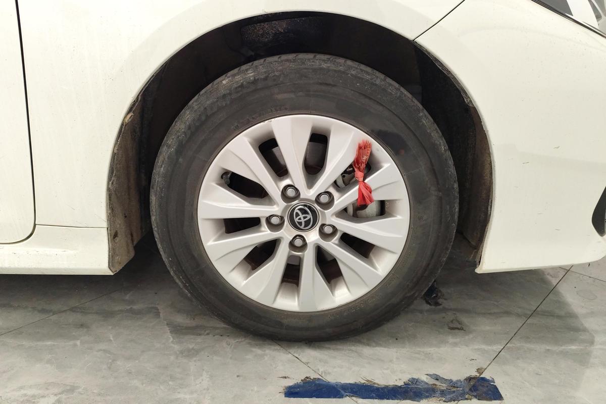 二手卡罗拉 2023款智能电混双擎 1.8L E-CVT先锋版_7.53万_2年2个月_卡罗拉二手车_懂车帝