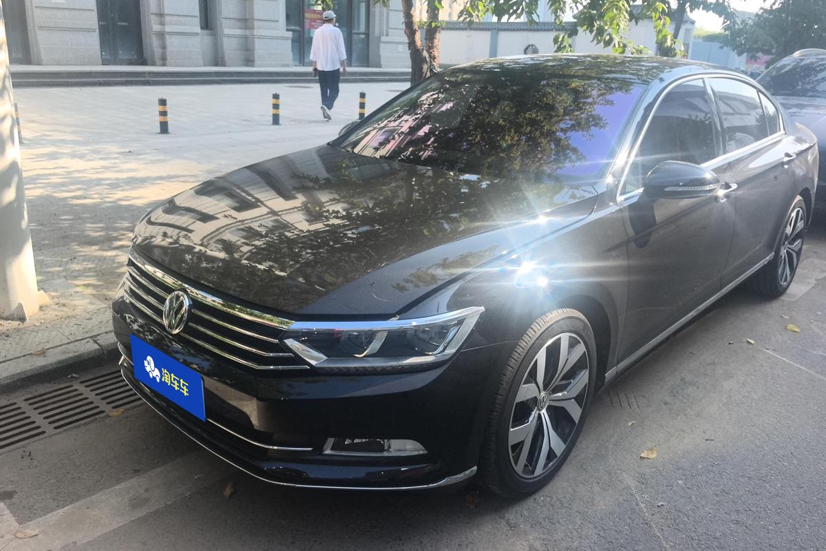 二手迈腾 2019款380TSI DSG 豪华型 国V_10.46万_6年7个月_迈腾二手车_懂车帝