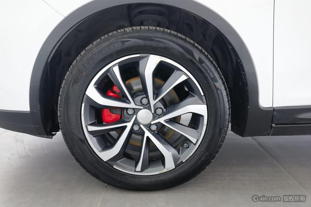 二手帝豪GS 2019款1.4T CVT动 国VI_2.78万_5年6个月_帝豪GS二手车_懂车帝