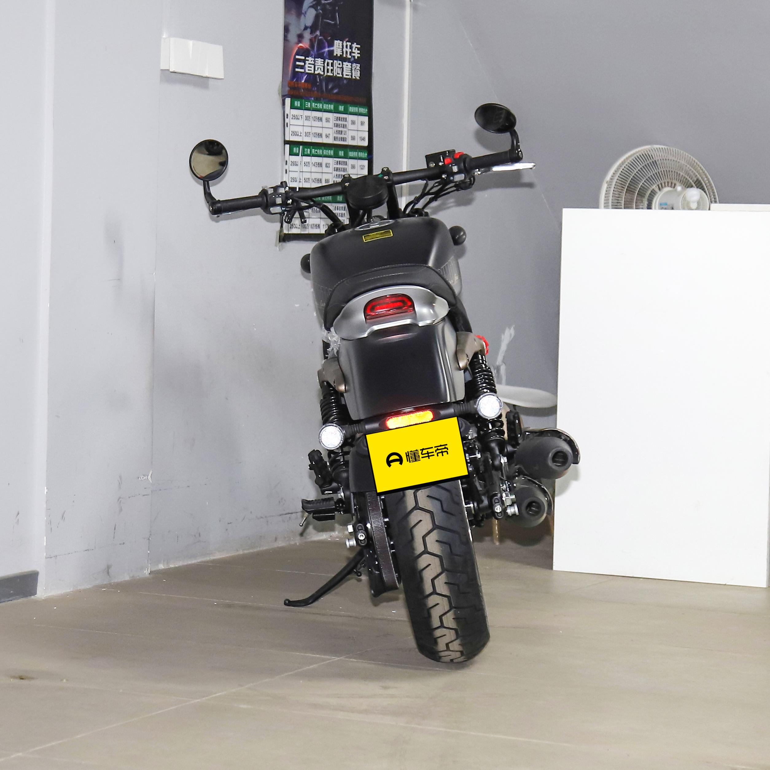 QJMOTOR 闪350 2022款 标准版图片_QJMOTOR_3/79张图片_汽车外观图库_懂车帝